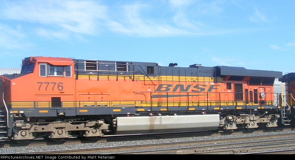BNSF 7776